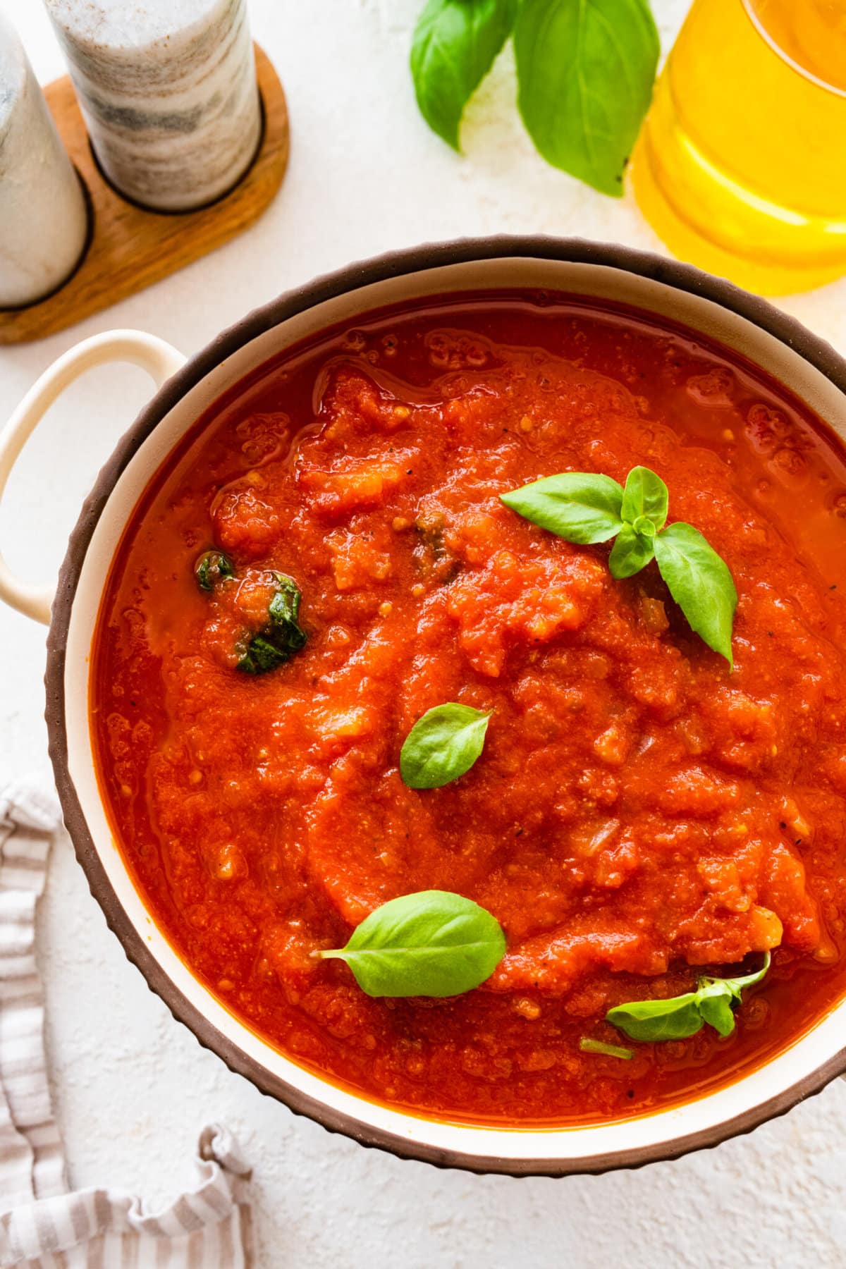 Sugo al Pomodoro (Authentic Italian Tomato Sauce) - CucinaByElena