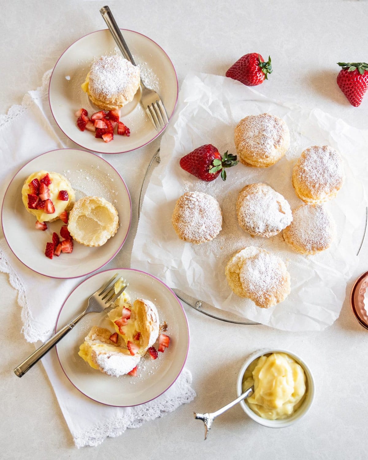 Italian Cream Filled Pastry - CucinaByElena