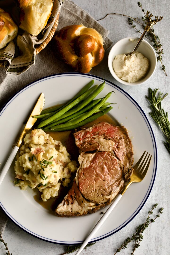 How to Cook a Small Prime Rib Roast Recipe - CucinaByElena
