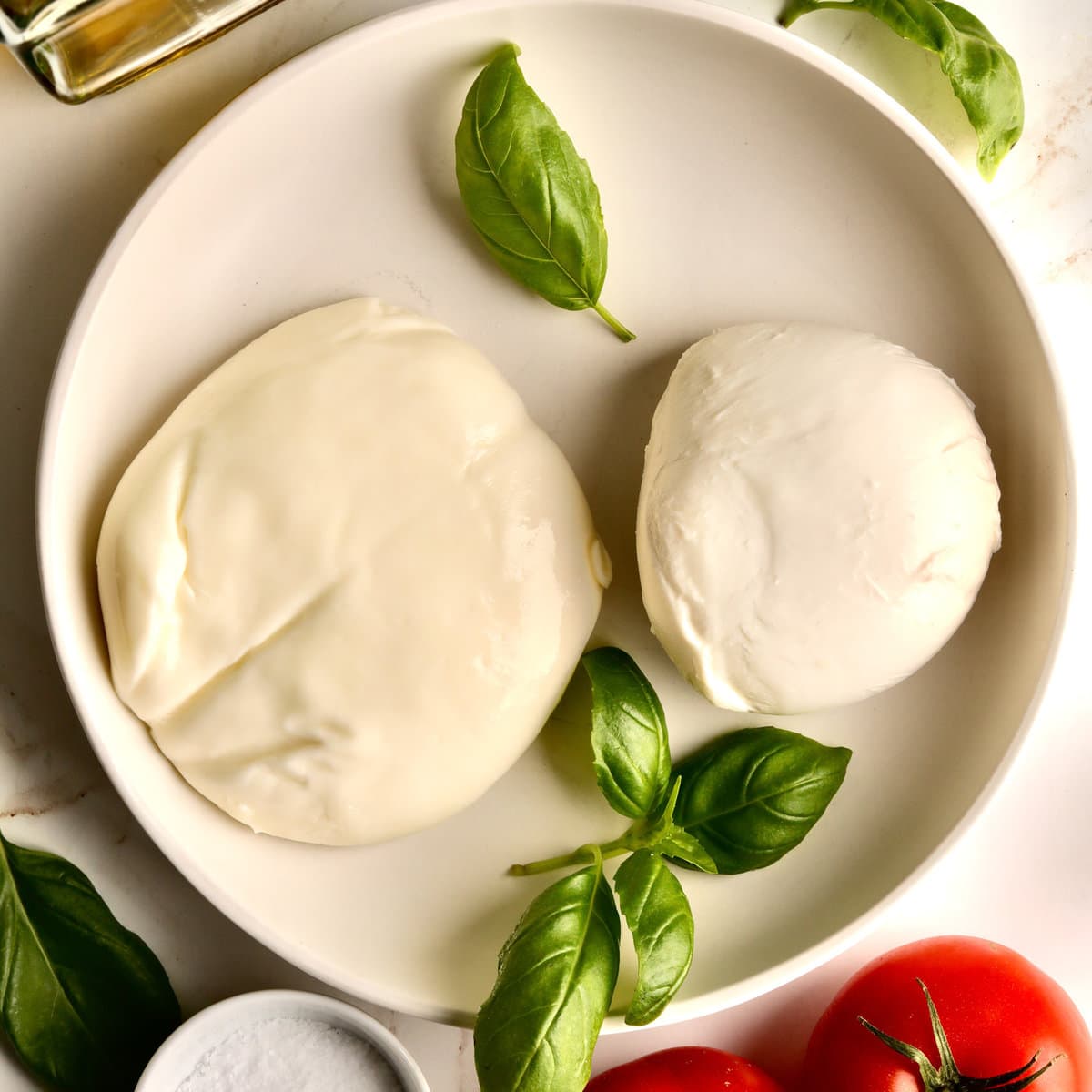 What Is The Difference Between Mozzarella Burrata And 44 OFF What Is The Difference Between Mozzarella Burrata And 44 OFF
