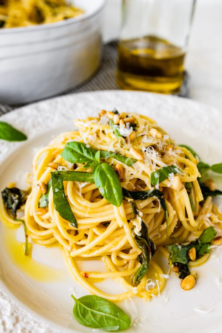 Easy Pasta with Sautéed Spinach and Garlic Recipe - CucinaByElena