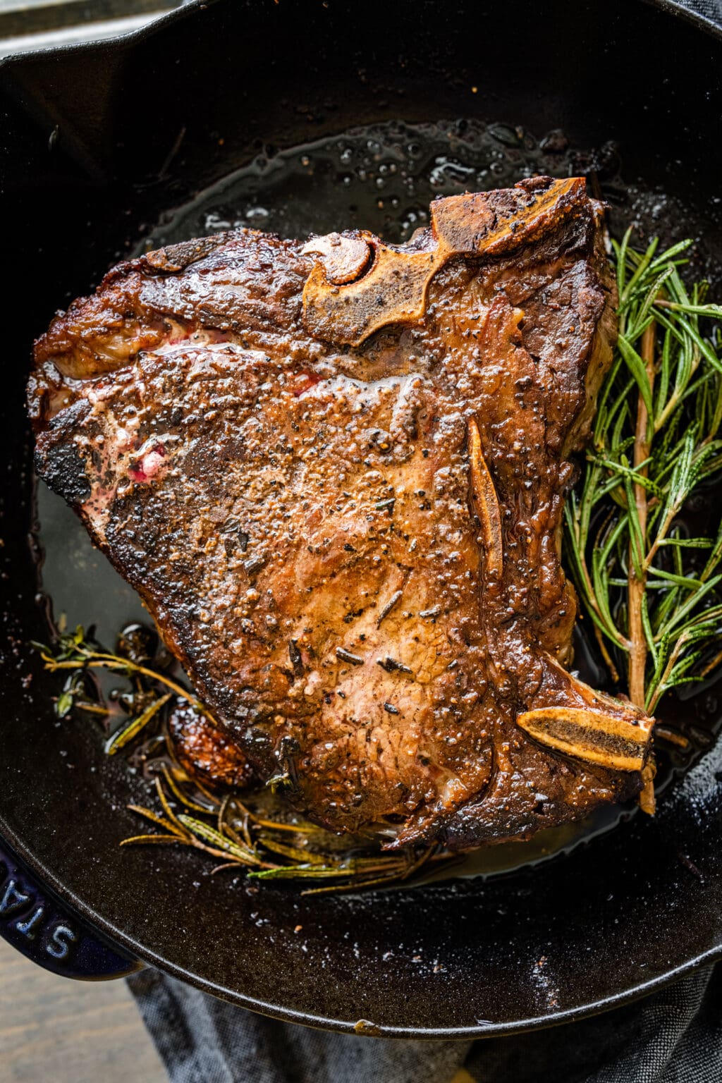 How to Cook T-Bone Steak in Pan (Best Recipe) - CucinaByElena