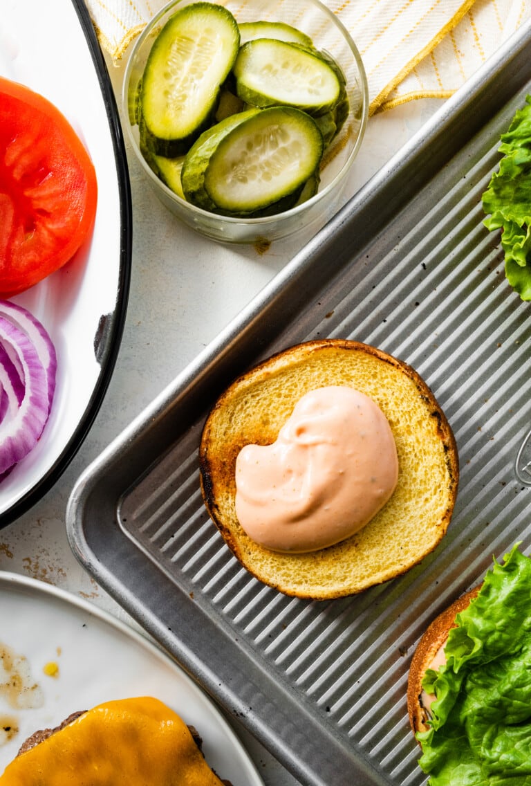 Juicy Homemade Burgers (Ultimate Beef Burger Recipe) - Cucina by Elena