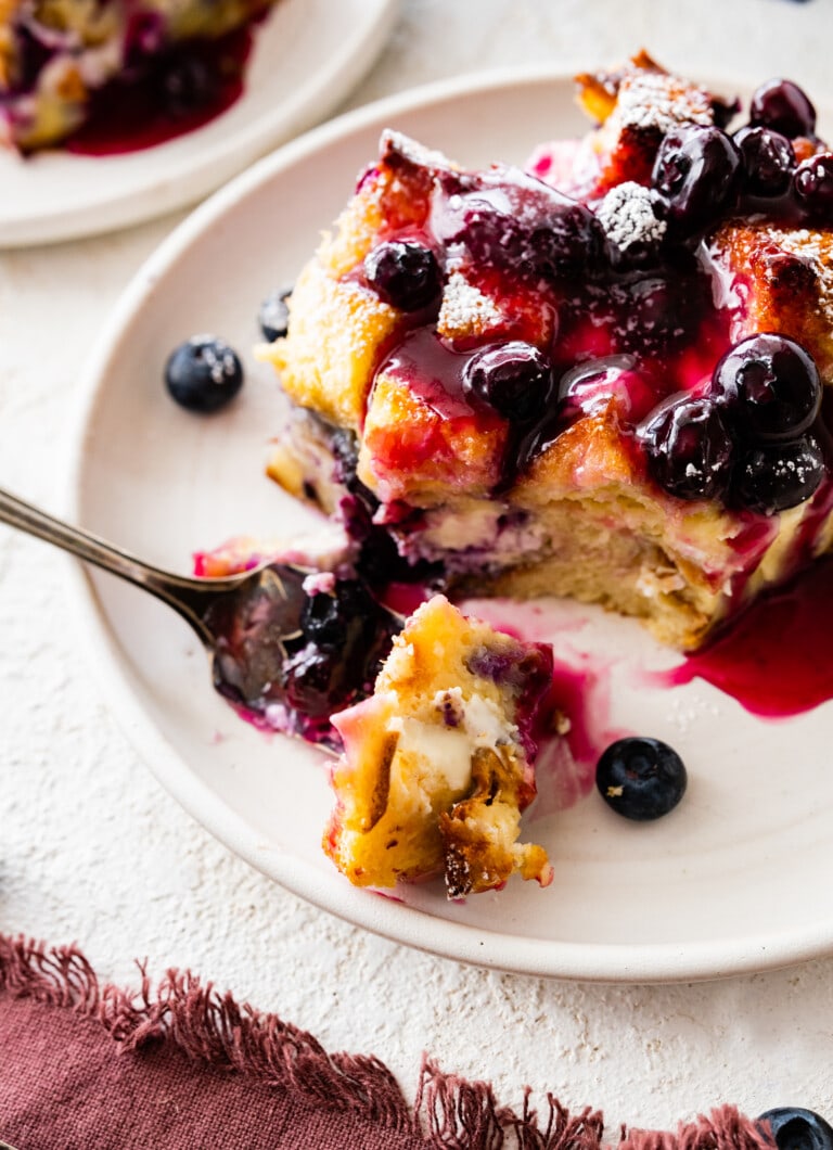 Easy Homemade Blueberry Sauce Topping Recipe - Cucina by Elena