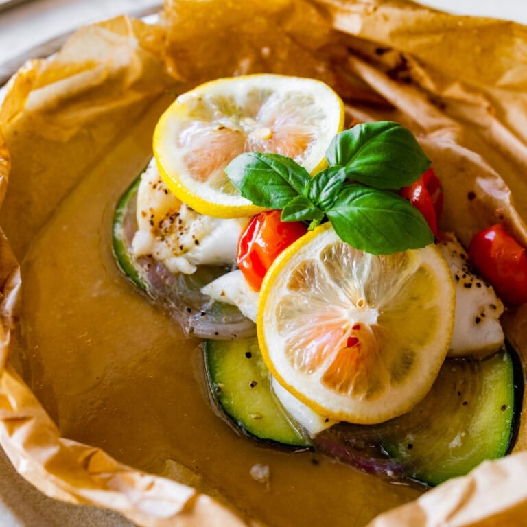 Baked Cod en Papillote (Cod in Parchment) - Cucina by Elena