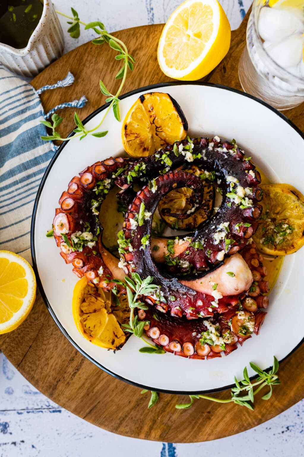 Easy Grilled Octopus Recipe with Lemon (Greek Style) - Cucina by Elena