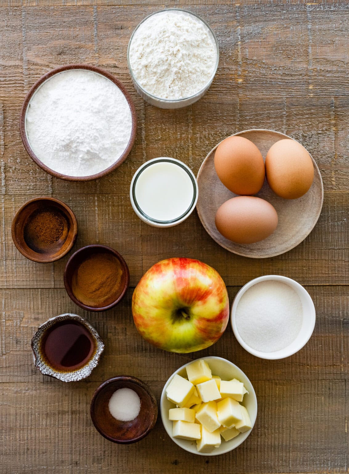 German Apple Pancake Recipe (AKA Apple Dutch Baby) - Cucina by Elena