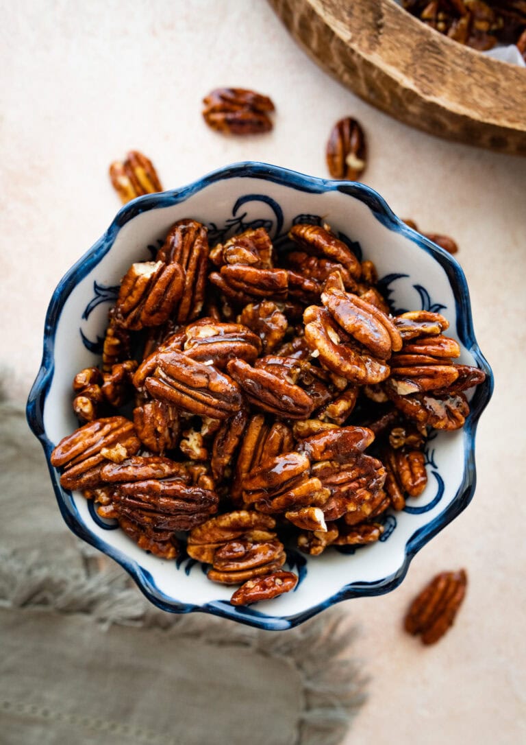Easy Candied Pecans Recipe (10 minute Stovetop) - Cucina by Elena