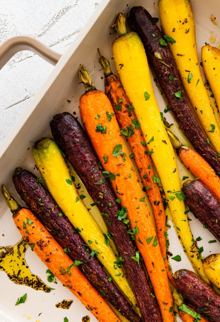 Roasted Rainbow Carrots Recipe - Cucina by Elena