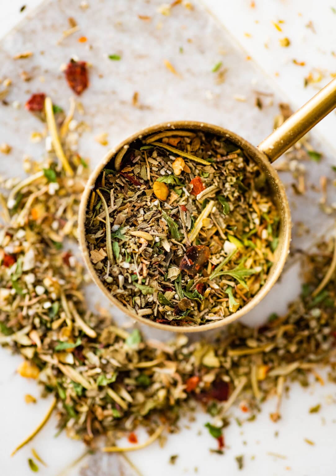 Homemade Italian Seasoning (Easy to Make!) - Cucina by Elena