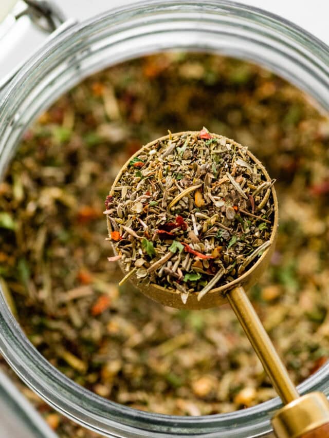 Torta Della Nonna Recipe (Italian Custard Tart) - Cucina by Elena