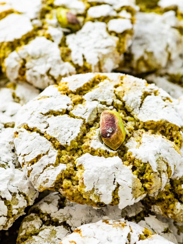 Best Sardinian Pardulas Recipe (Ricotta Cakes) - Cucina by Elena