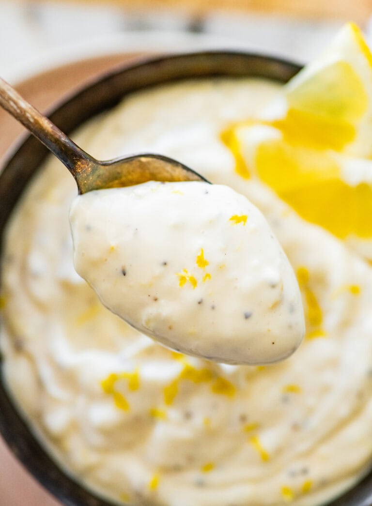 Lemon Garlic Aioli (Easy Recipe) - Cucina by Elena
